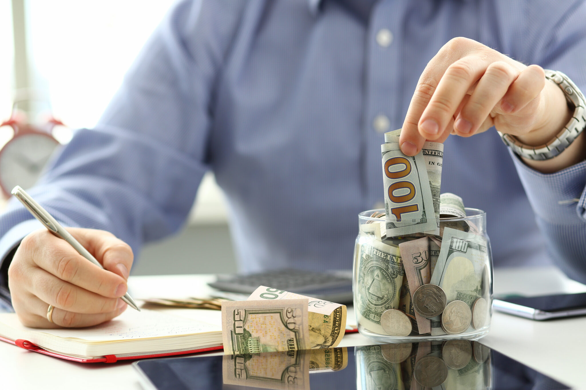How much cash should I keep on hand for emergencies? - Brigit Blog